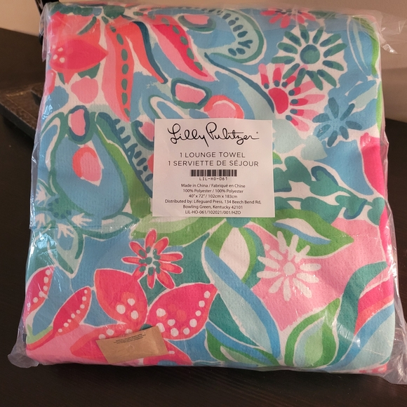 Lilly Pulitzer Lounge Towel